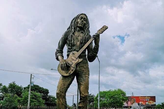 Private Musical Tour at Bob Marley Studios in Kingston - Key Points