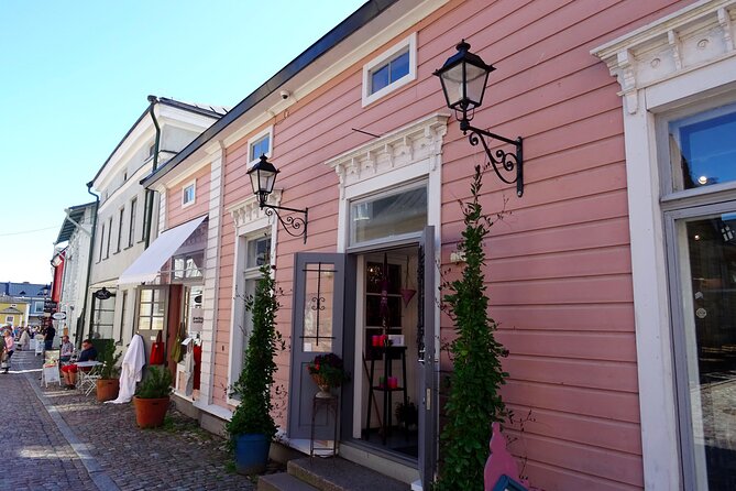 Private National Park and Porvoo Old Town tour from Helsinki - Transition to Porvoo: A Medieval Treasure