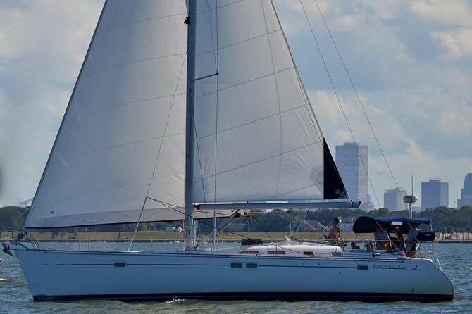 Private New Orleans 2-Hour Sail Aboard a Luxury Yacht - FAQ