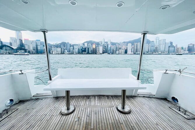 Private Night Harbour Boat Cruise in Hong Kong (15 people max) - Final Thoughts