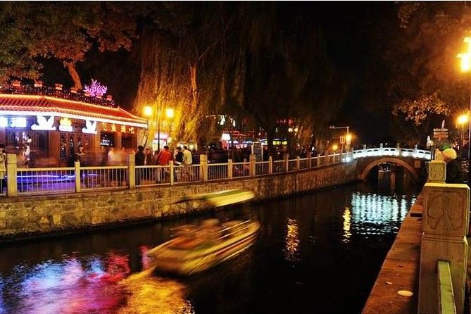 Private Night Tour: Discover Beijing in Bustling Lights - Testimonials: What Travelers Say