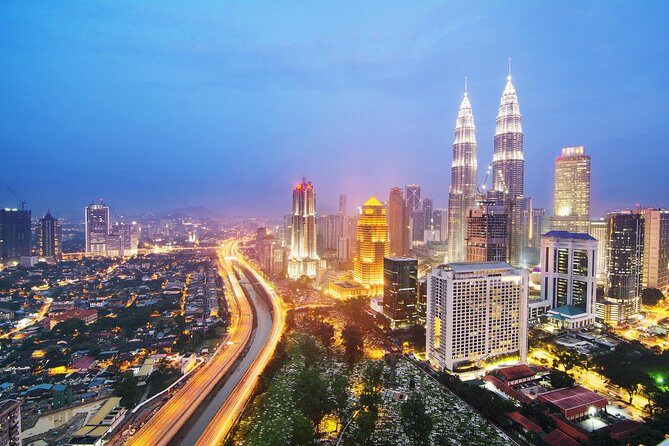 Private Night Tour: Petronas Twin Tower And Shopping - What the Tour Includes and What It Doesn’t