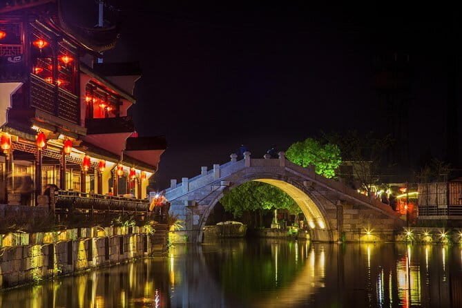 Private Night Tour to Xitang Water Town from Shanghai - Authentic Experiences and Traveler Feedback