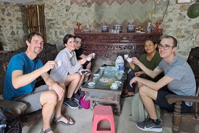 Private Ninh Binh Day Tour Mua Cave and Van Long Nature Reserve - A Closer Look at the Tour