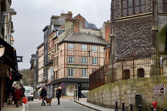 Private Normandy Rouen, Honfleur, Etretat Day trip from Paris - Analyzing the Price and Overall Value