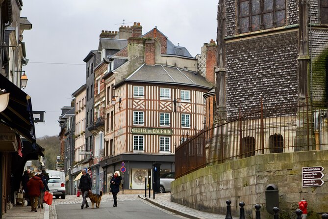 Private Normandy Rouen, Honfleur, Etretat Day trip from Paris - Who Should Consider This Tour?