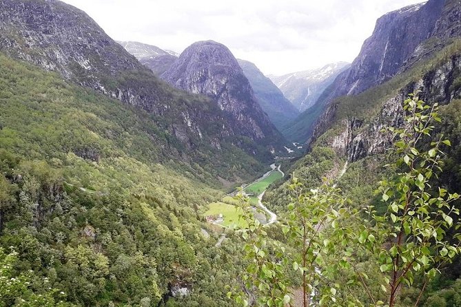 Private Norway in Miniature tour with Stegastein viewpoint - What’s Included and What’s Not