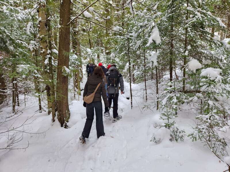 Private Nottawasaga Bluffs Caves Snowshoe-Creemore/Collingwd - FAQ
