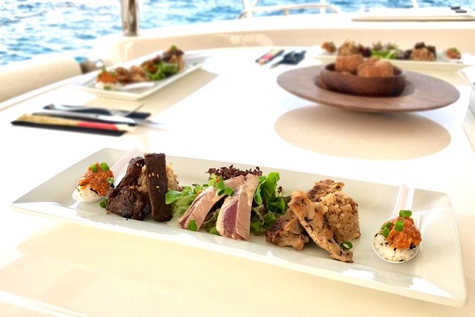 Private Oahu Sunset Charter with Tasting and Drinks - The Yacht and Its Comforts