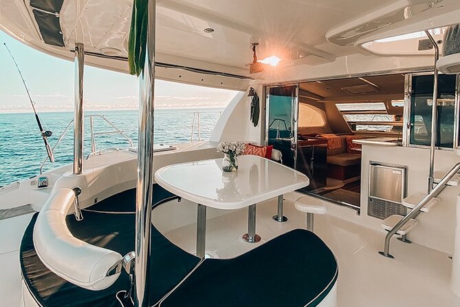 Private Oahu Sunset Charter with Tasting and Drinks - Drinks and Bar Service