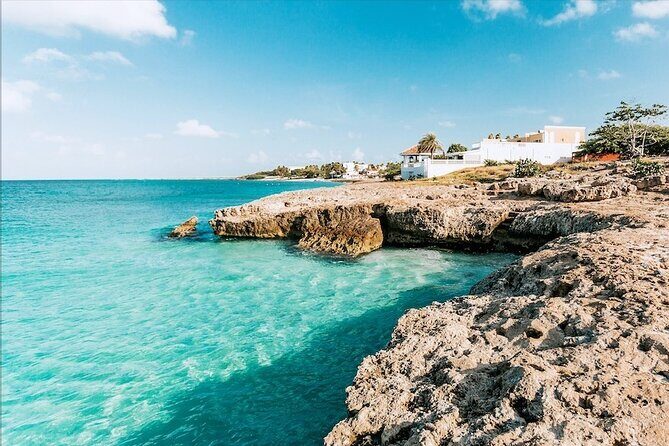 Private Off-Road Adventure to Cave Pool and Tres Trapi - Starting at the Casibari Rock Formations: A Viewpoint Like No Other