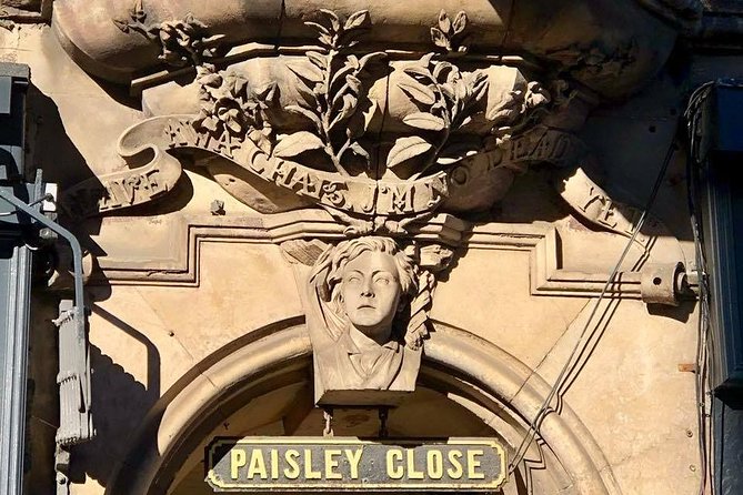 Private Old Town, Edinburgh Walking Tour - Discover the Citys Remarkable Stories