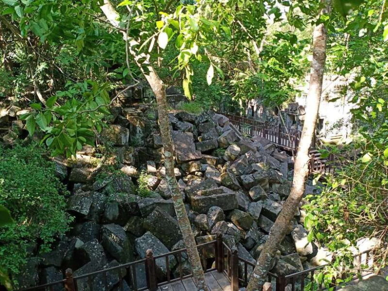 Private One Day Trip-Pyramid Temple Koh Ker and Beng Mealea - Authentic Experiences and Stunning Views