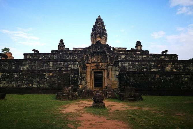 Private One Day Trip with Sunrise at Angkor Wat, Angkor Thom and Tomb Raider - The Sum Up