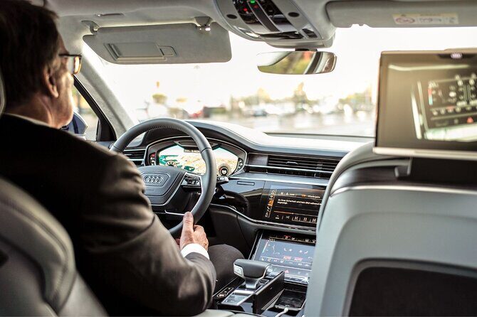 Private One-Way Transfer Reina Beatrix Airport to Aruba - Practical Details to Keep in Mind