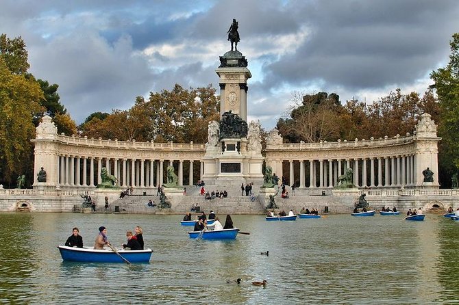 Private One-Way Transfer to OR from Madrid Airport with private pick up - The Sum Up