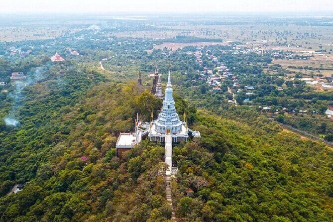Private Oudong Temples & Phnom Prasith Tour from Phnom Penh - Key Points