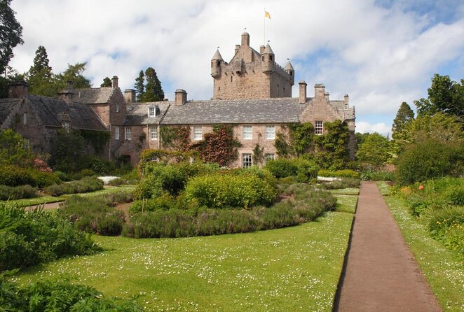 Private Outlander & Cawdor Castle Tour - Key Points