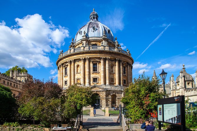 Private Oxford Walking Tour With University Alumni Guide - Tour Inclusions and Costs
