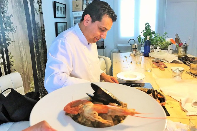 Private Paella Class With Full Dinner Menu - Overview