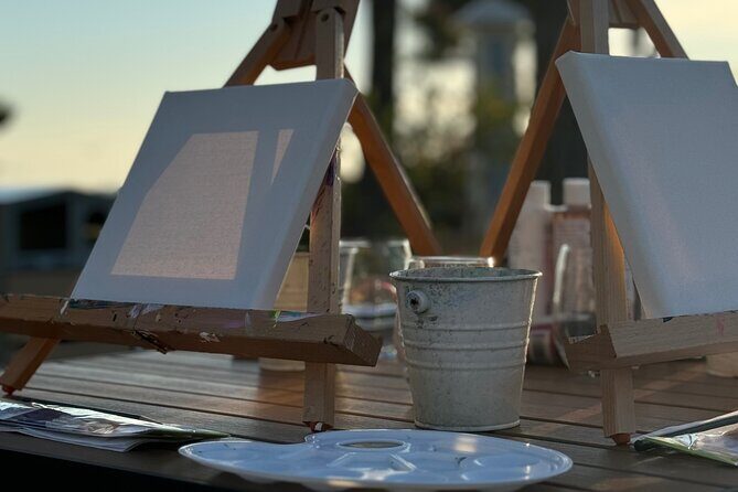 Private Paint and Sip Experience in Wine Country - An In-Depth Look at the Private Paint and Sip Experience