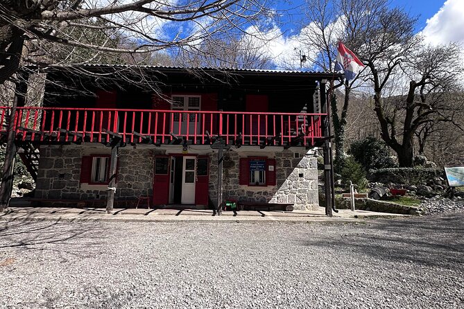 Private Paklenica Hiking Tour from Zadar up to 8 people - What to Expect and What to Pack