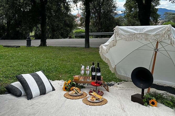 Private Palm Beach Picnics, Toscana - Key Points