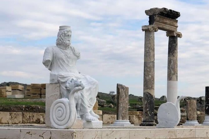 Private Pamukkale Day Tour From Istanbul by Plane - Pamukkale: Ancient Hierapolis and Natural Wonders