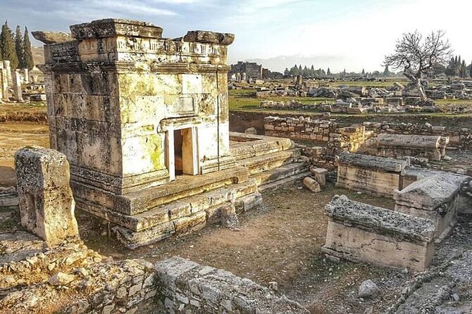 Private Pamukkale Day Tour From Istanbul by Plane - Exploring the Hot Springs and Travertine Terraces