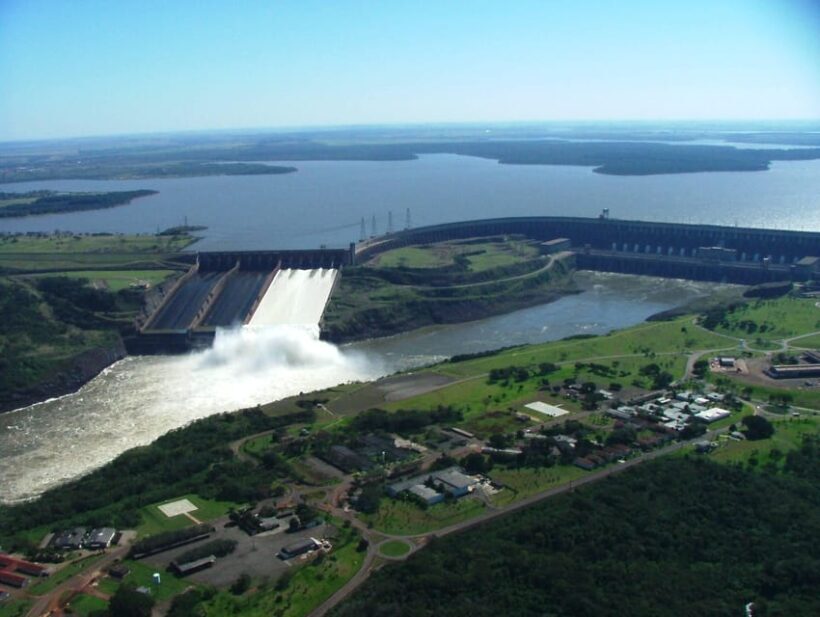 PRIVATE-Panoramic visit to the Itaipu Hydroelectric Station. - Key Points