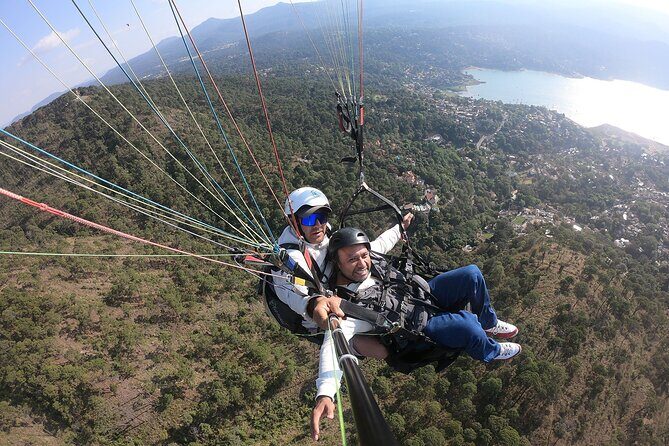 Private Paragliding Flight in Valle de Bravo with Instructor - The Experience in Detail