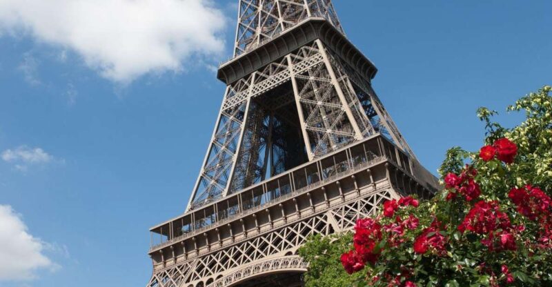 Private Paris city tour with minivan - Key Points