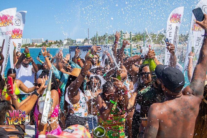 Private Party Boat at Coast of Punta Cana and Bávaro - FAQs