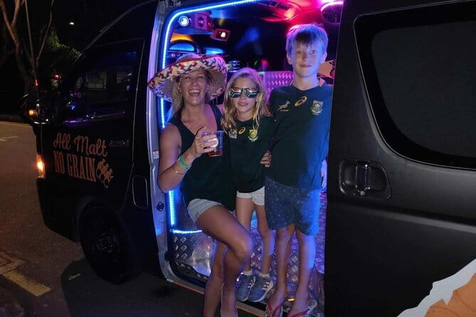 Private Party Bus Shared Tour in Singapore - What Makes This Tour Stand Out?