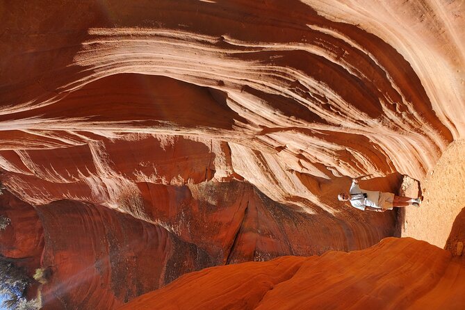 Private Peek-A-Boo Slot Canyon Guided Tours - Geological Wonders