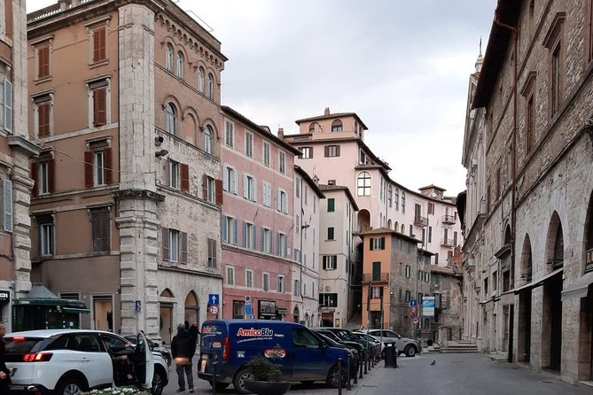 Private Perugia Walking Tour With Official Guide - Historical Significance of Perugia