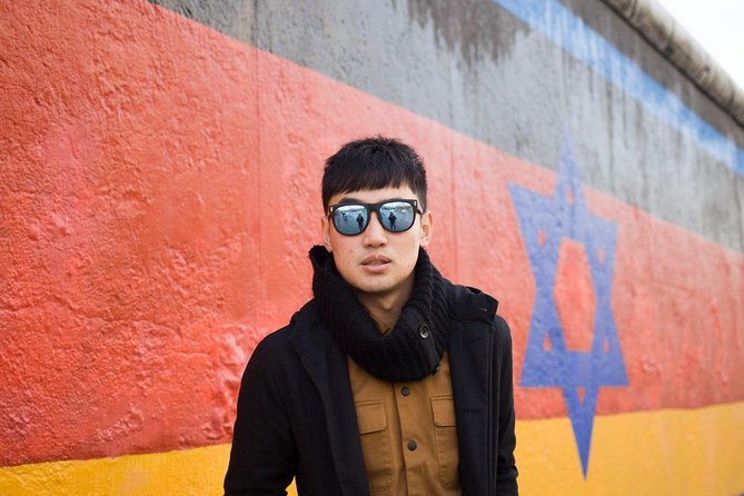 Private Photo Session with a Local Photographer in Berlin - Discover the Charm of a Private Photo Session in Berlin