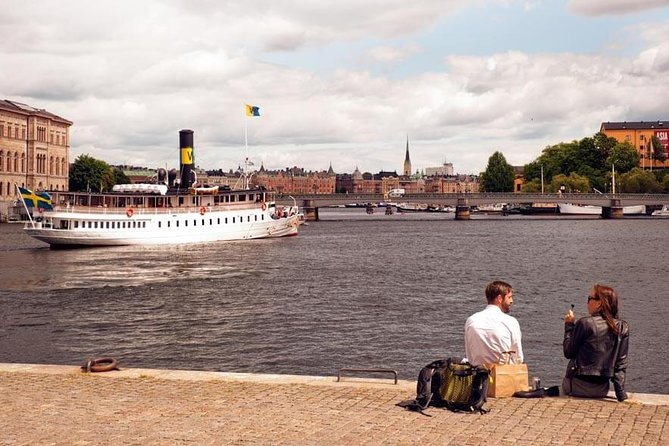 Private Photo Session with a Local Photographer in Stockholm - The Sum Up: A Solid Choice for Authentic Stockholm Memories