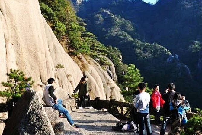 Private Photography Day Tour of Huangshan Yellow Mountain - Authentic Experiences from Past Travelers