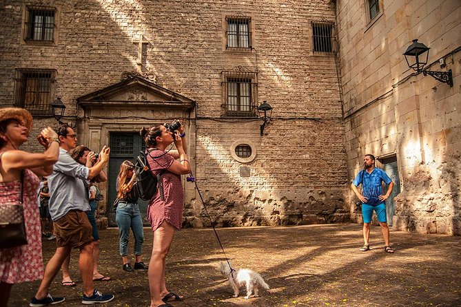 Private Photography Walking Tour With a Local - Whats Included in Your Tour