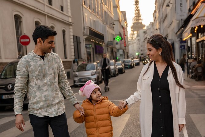 Private Photoshoot in Paris Monuments - Meeting Point and Accessibility