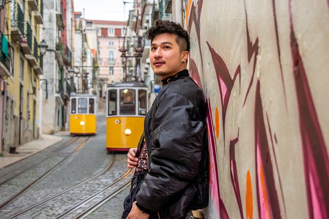 Private Photoshoot in the Heart of Lisbon - Exploring the Charm of Lisbon Through a Lens