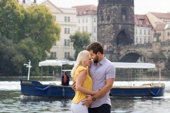 Private Photoshoot Tour in Prague - Landmarks and Backdrops