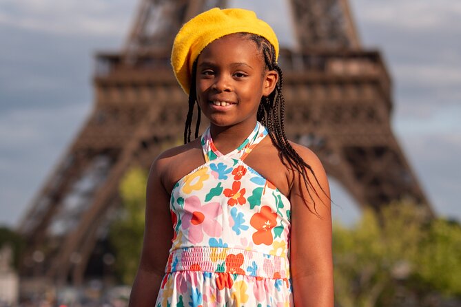 Private Photoshoot With the Iconic Eiffel Tower in Paris - Photographer Expertise and Photo Quality