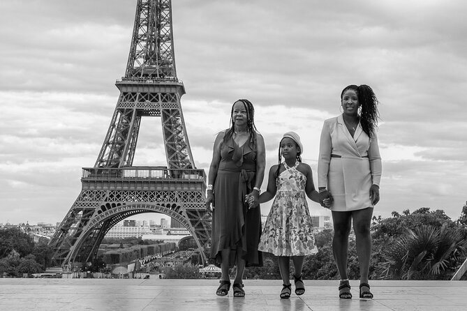 Private Photoshoot With the Iconic Eiffel Tower in Paris - Positive Traveler Reviews and Recommendations