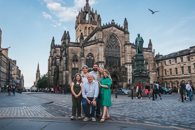 Private Photoshoot with Views of World Famous Edinburgh Castle - Practical Details and Considerations