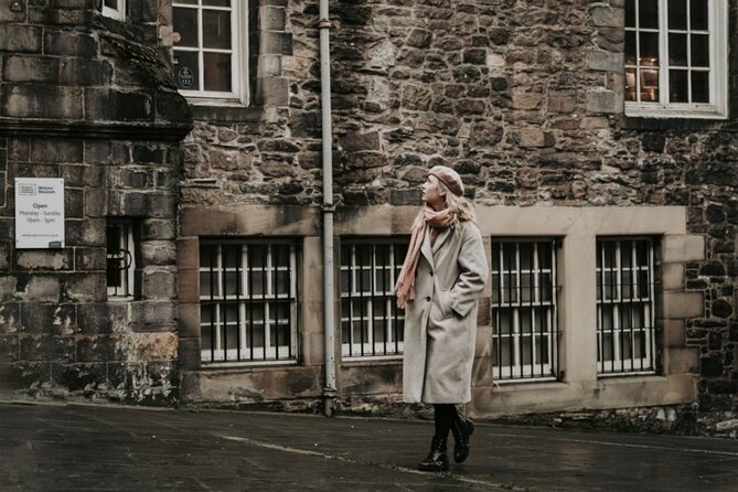 Private Photoshoot with Views of World Famous Edinburgh Castle - The Sum Up