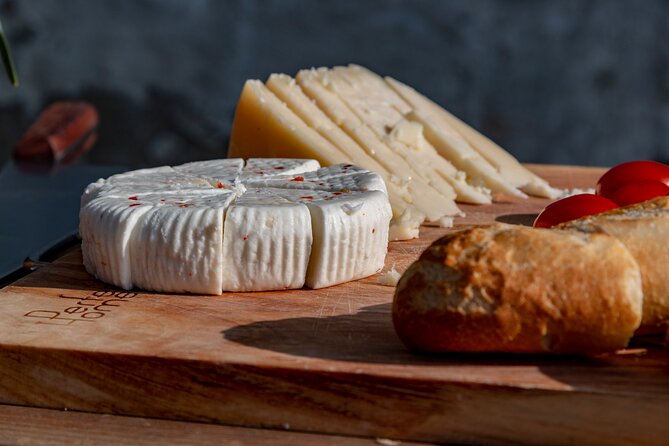 Private PICNIC in Bohemian Vineyards and Wine Tasting 4WD Tour - Who Should Consider This Tour?