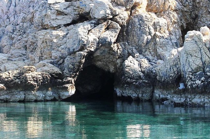 Private Plavnik Island Half-Day Boat Trip With Capt. Bobo - Meeting and Pickup