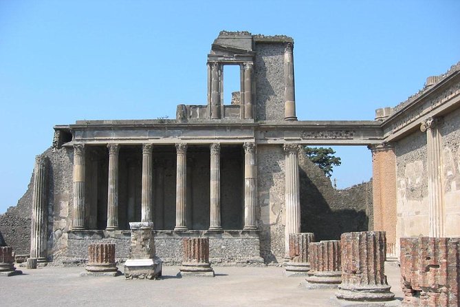 Private Pompeii Tour with 3D Virtual Reality Headset - Overall Value and Suitability